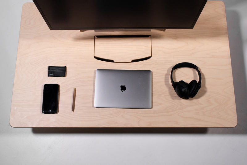 Limber Linear Desk – YOYO Design by Kiwis