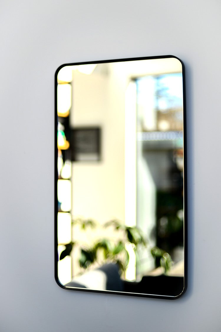 Outline Rectangle Wall Mirror – YOYO Design by Kiwis